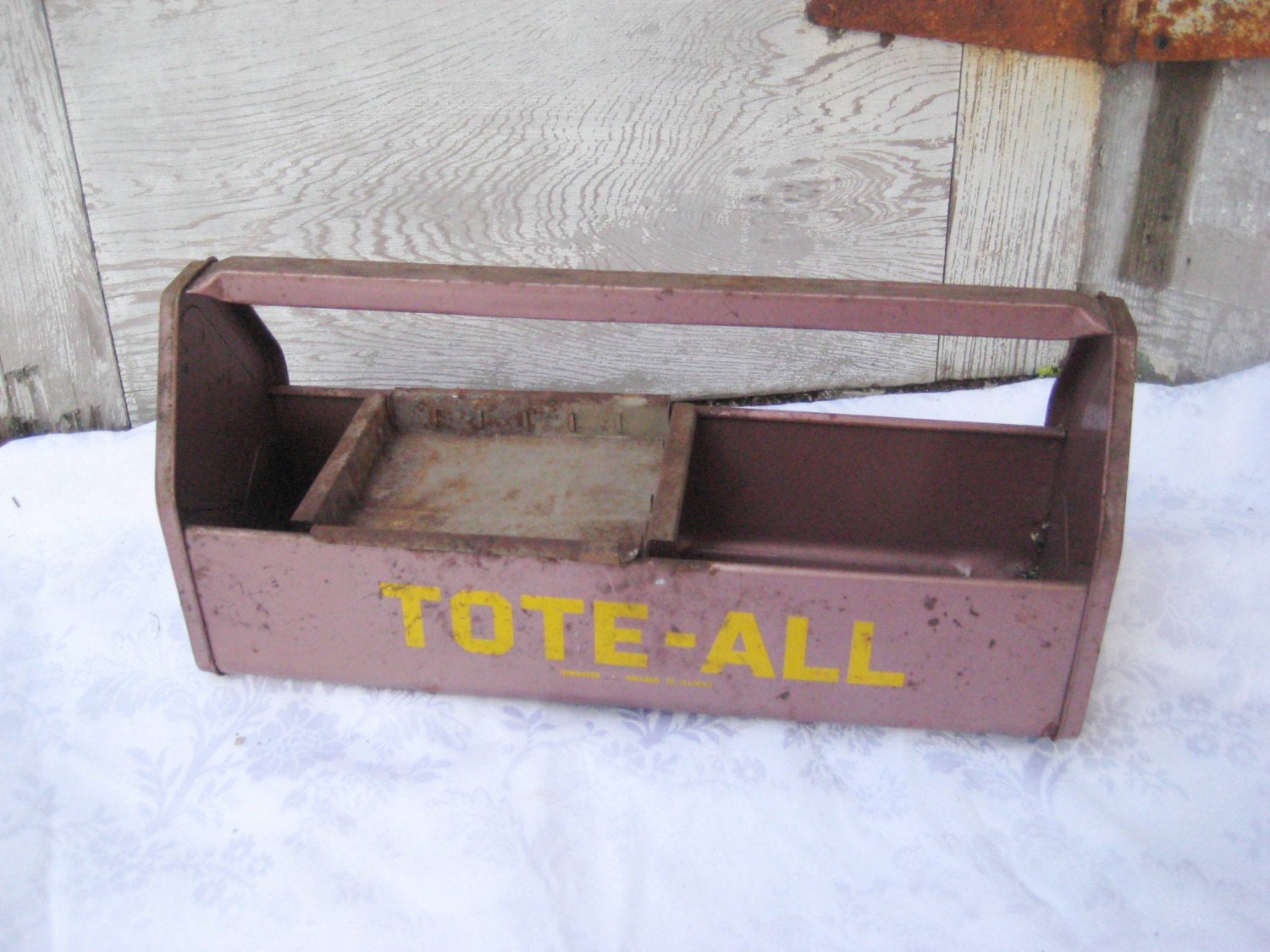 Rustic metal tool box, distressed rusty old tool box with handle ...