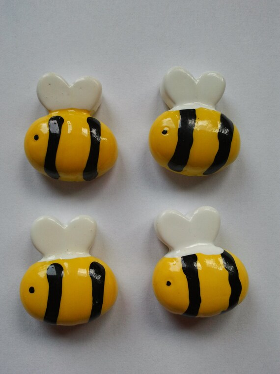 Resin Bumble Bee fridge magnets by CraftyBunnyDog on Etsy