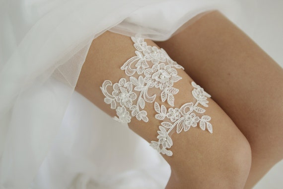 Lace & Pearls ivory lace wedding garter set by HoneyPieBridal