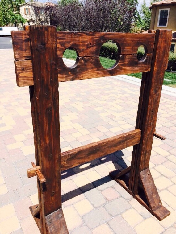 Medieval Stockade by DansWoodandLeather on Etsy