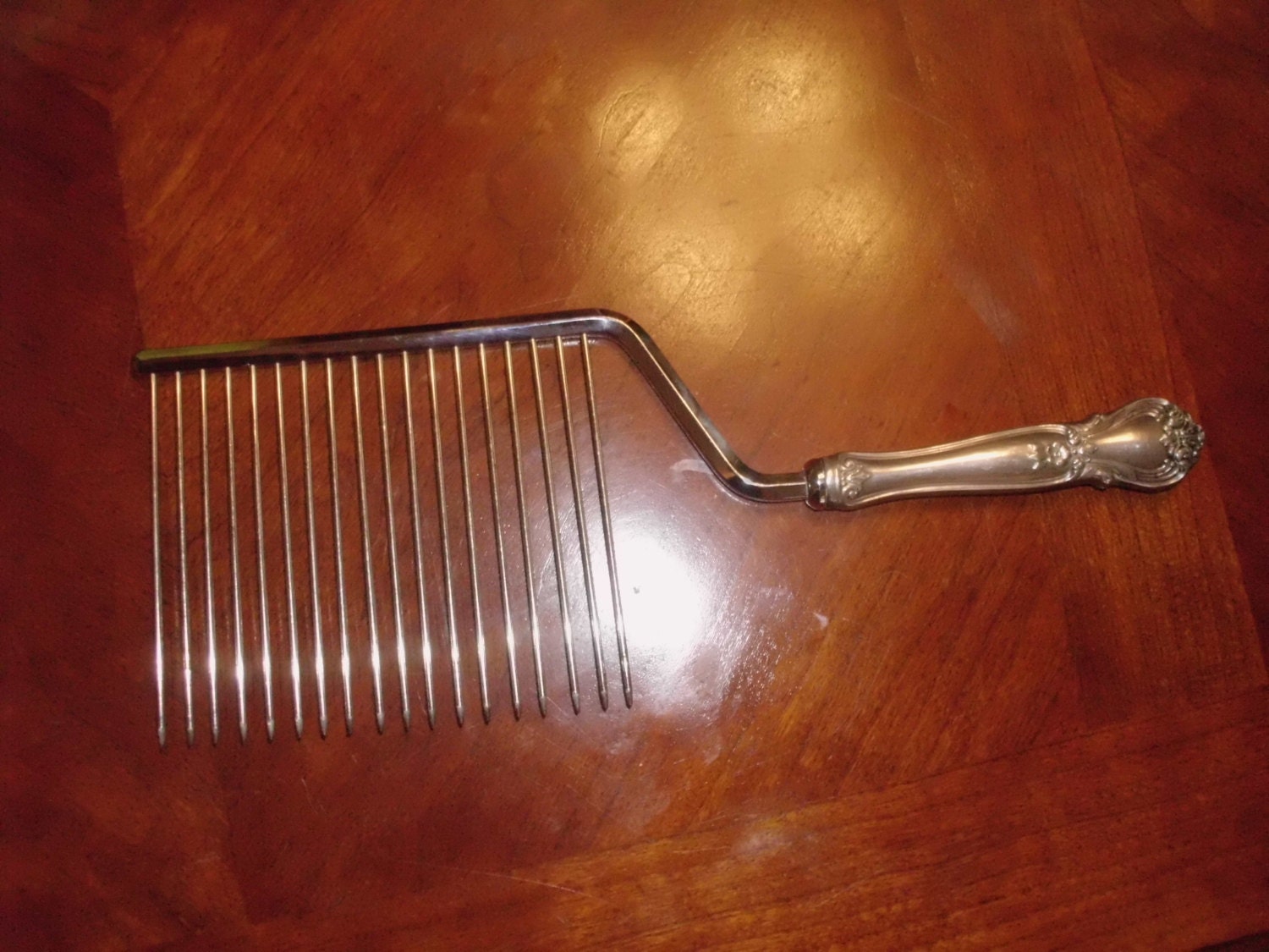 wonderful vintage web sterling silver handle cake breaker – Haute Juice