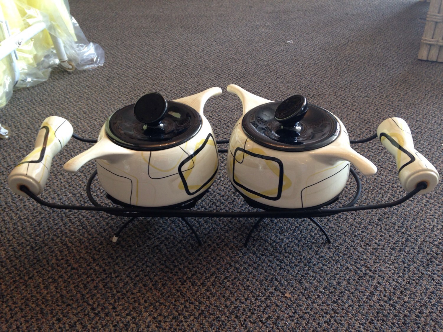 Smart Set Red Wing Pottery cassarole dishes with serving tray. – Haute ...