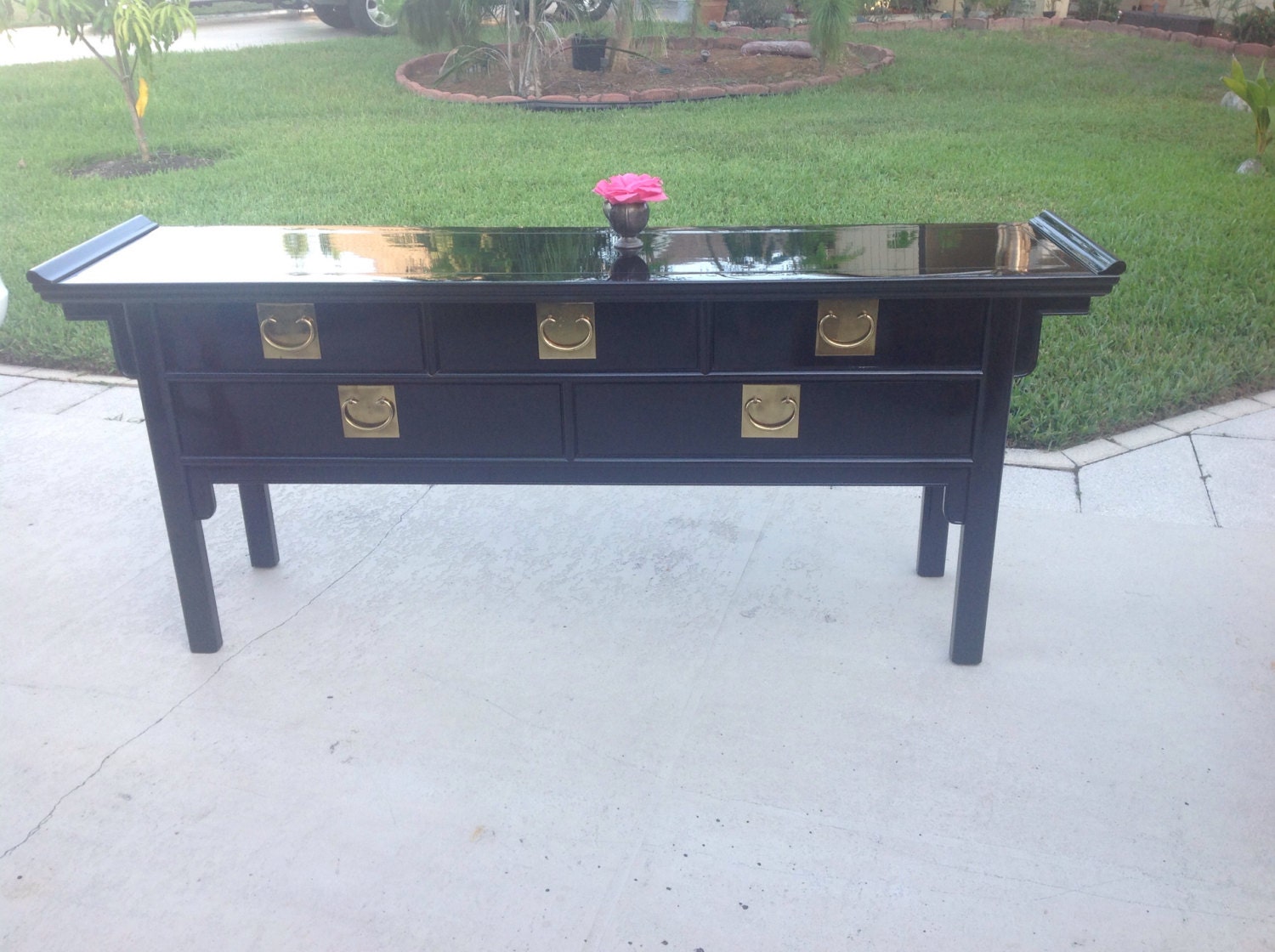 PAGODA CONSOLE TABLE Hollywood Regency Asian Style Black Lacquer Table ...