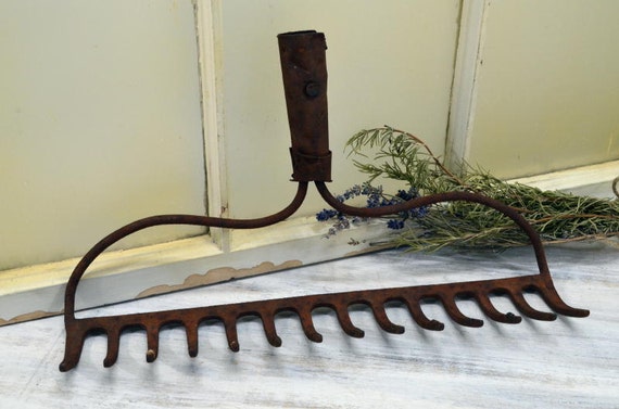 Vintage Garden Rake rustic garden decor Old by OldTimePickers