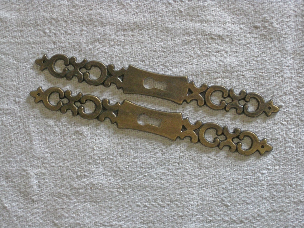 Pair of French escutcheons brass keyhole cover door plates – Haute Juice