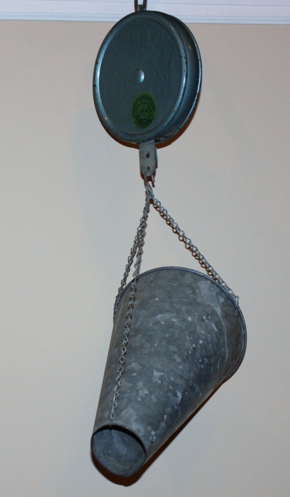 1950s Penn 20 Pound Hanging Chicken Scale Poultry Scale