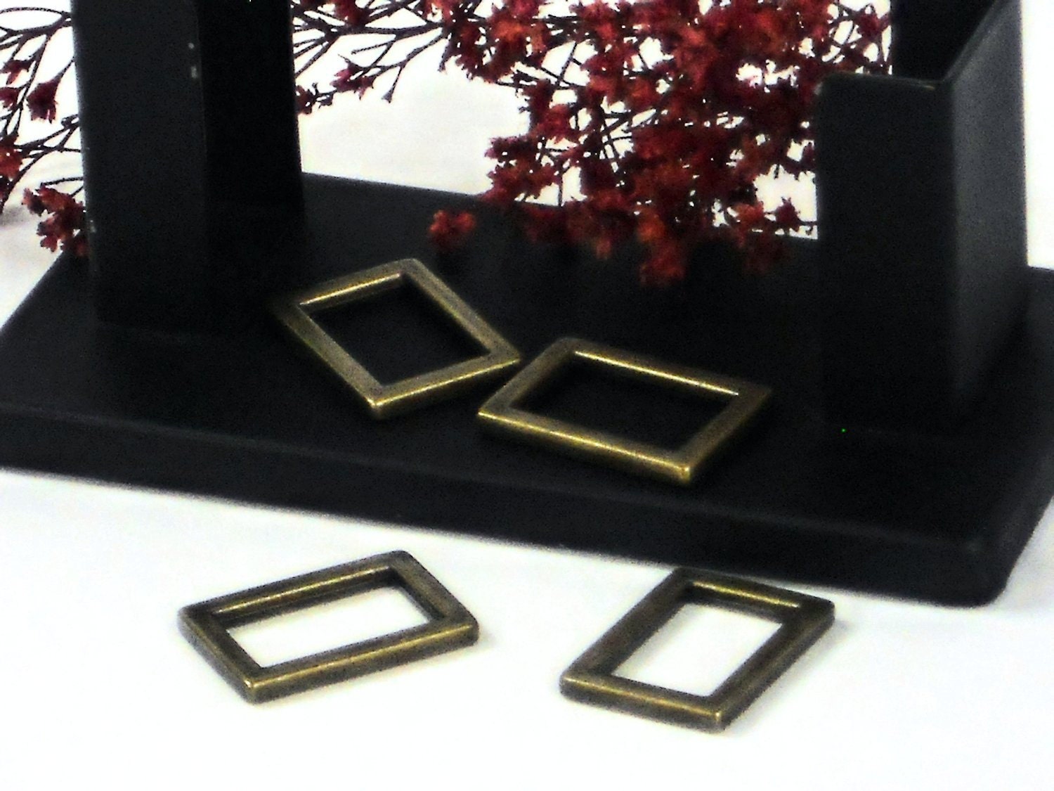 3/4 Rectangle D-Rings Antique Brass 4pc Set Small