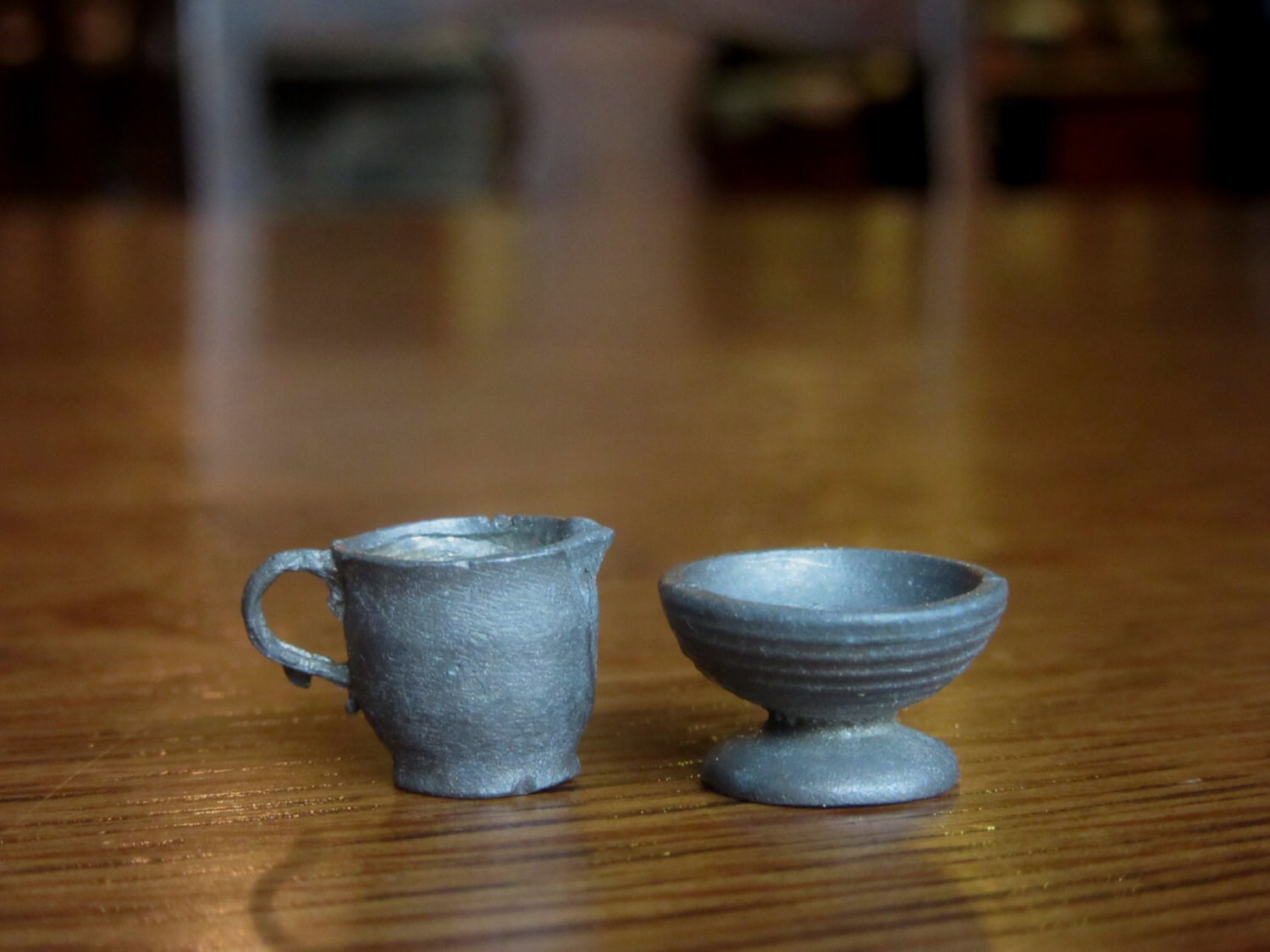 Tiny Lead Pitcher and Bowl, Vintage Miniatures, Colonial Dollhouse ...