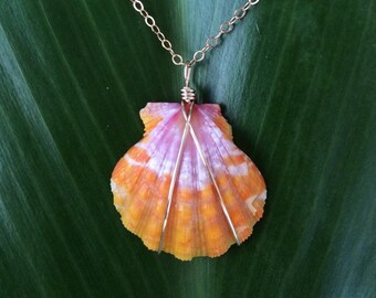 Sunrise shell necklace | Etsy