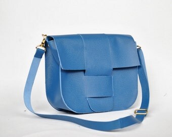 Handmade leather bags & case designed & made in by PichykDesign