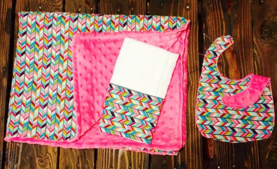 Items similar to Ready to ship baby blanket, bib, and burp rag set on Etsy