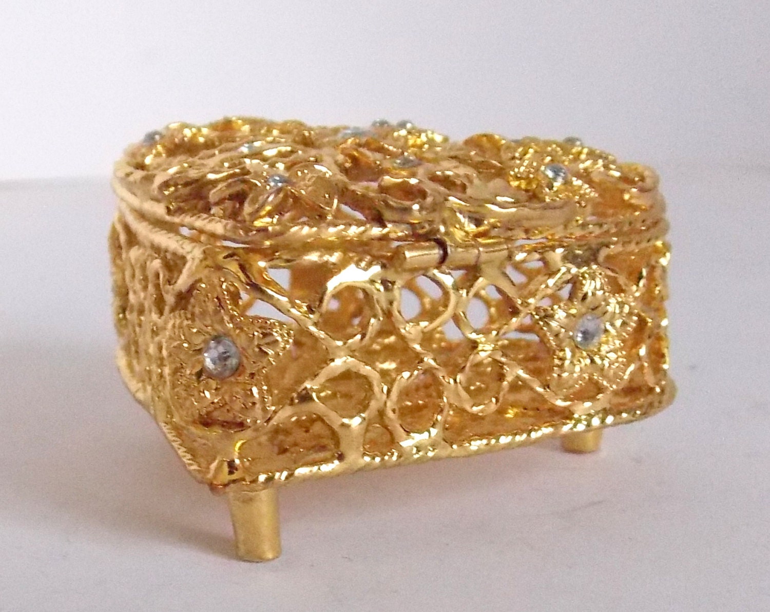 Vintage jewelry box, jewelry box, metal box, jewelry box with ...