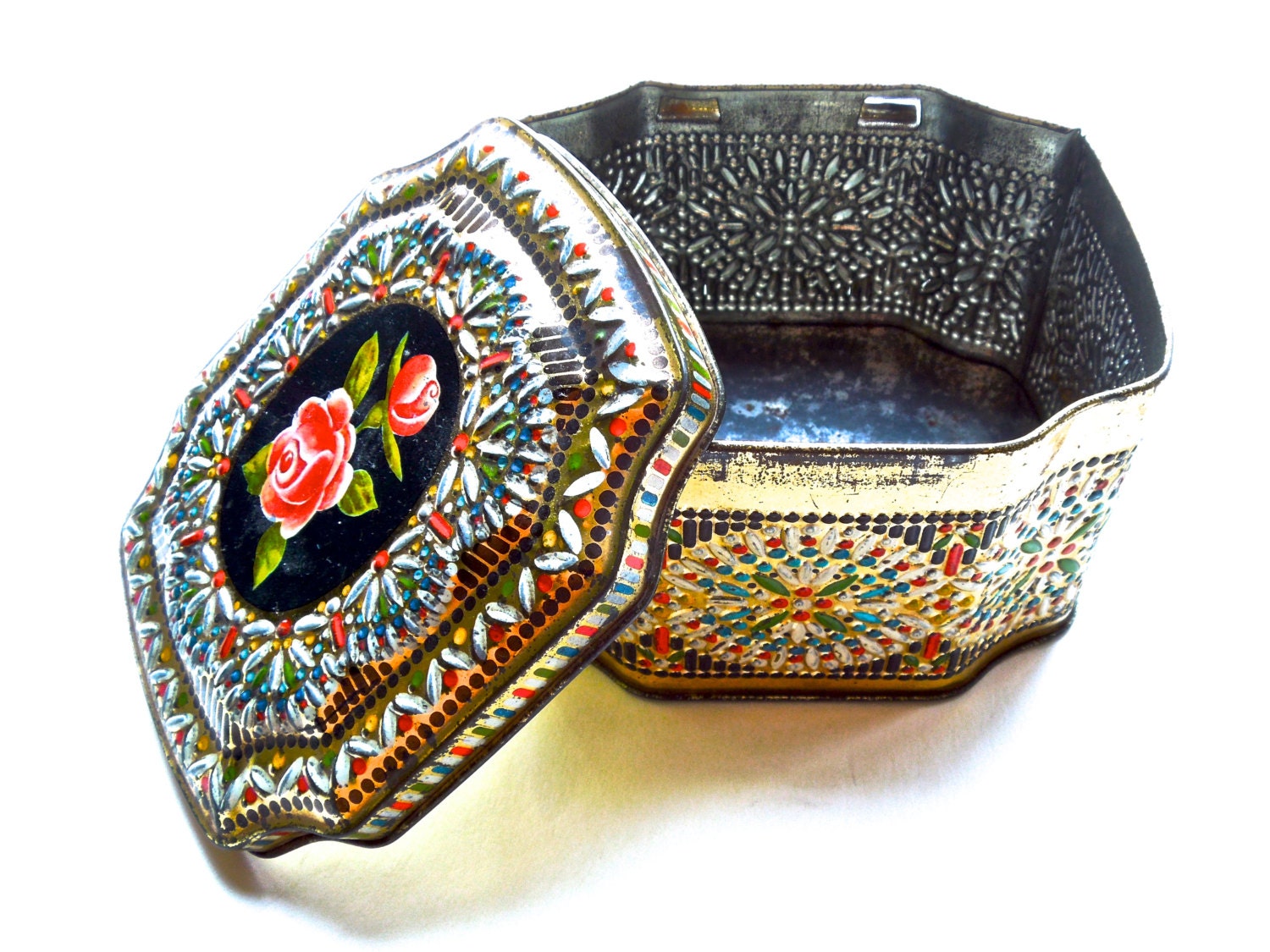 VINTAGE: Decorative Embossed Floral Tin Box – Made in England – Haute Juice