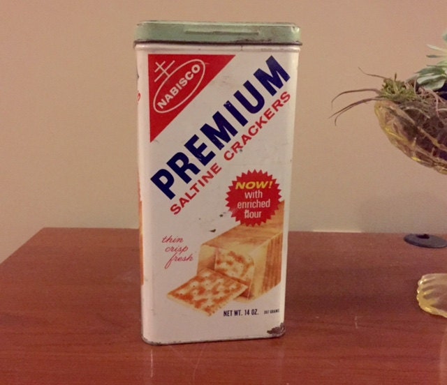 Vintage 1960’s Saltine Premium Cracker Tin Storage Box – Haute Juice