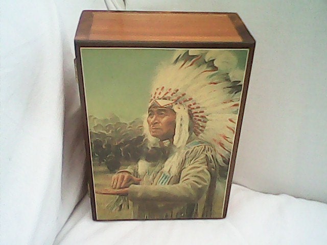 WESTERN WOOD BOX Native Indian Buffalo Vintage – Haute Juice