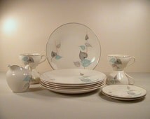 Popular items for 1950s dinnerware on Etsy