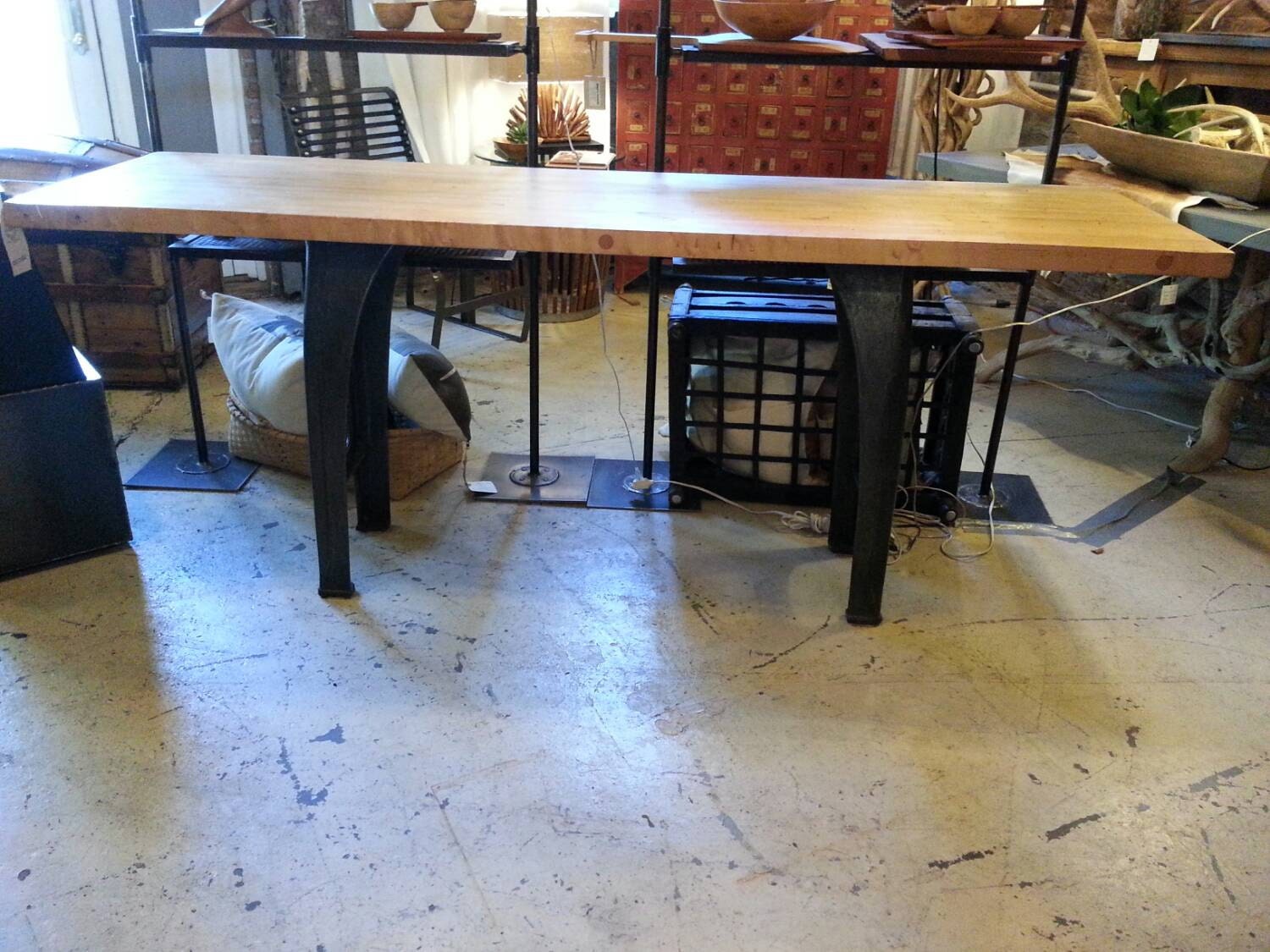 Vintage Industrial Factory Table With Cast Iron Base – Haute Juice