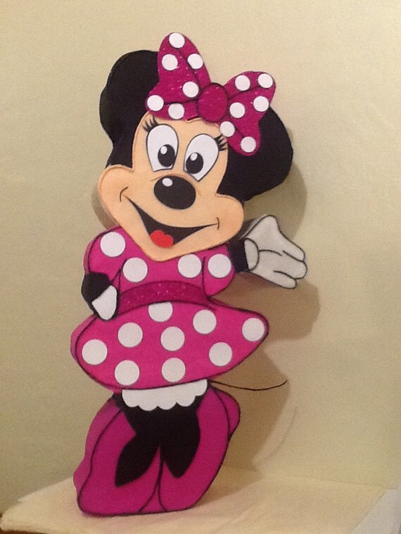 Minnie mouse pinata. Inspired. Minnie mouse pink pinata.