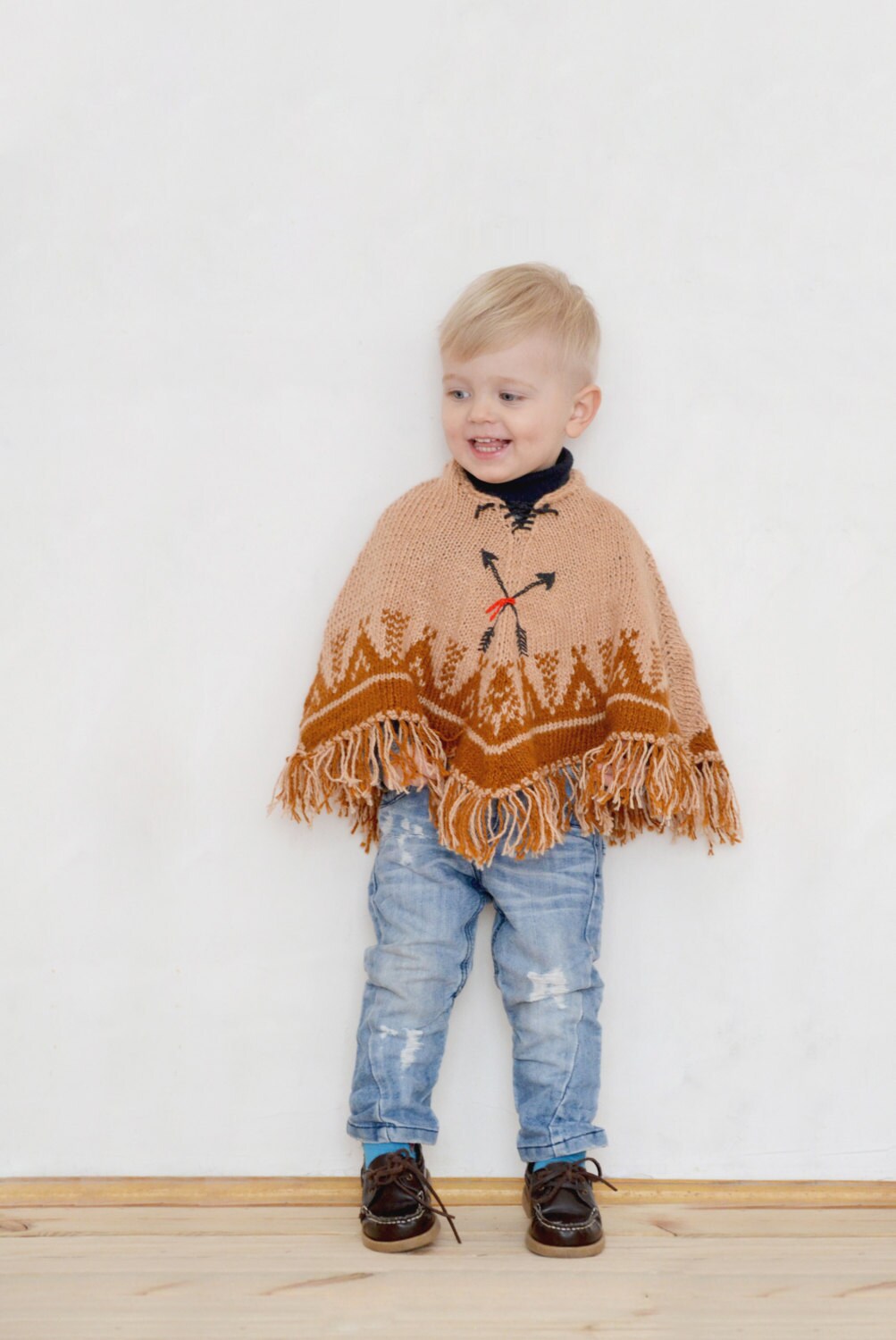 Hand knit kids poncho // Brown poncho beige cape for toddler