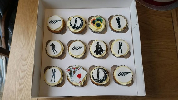 Cupcake Toppers Personalised Edible Icing Discs 2