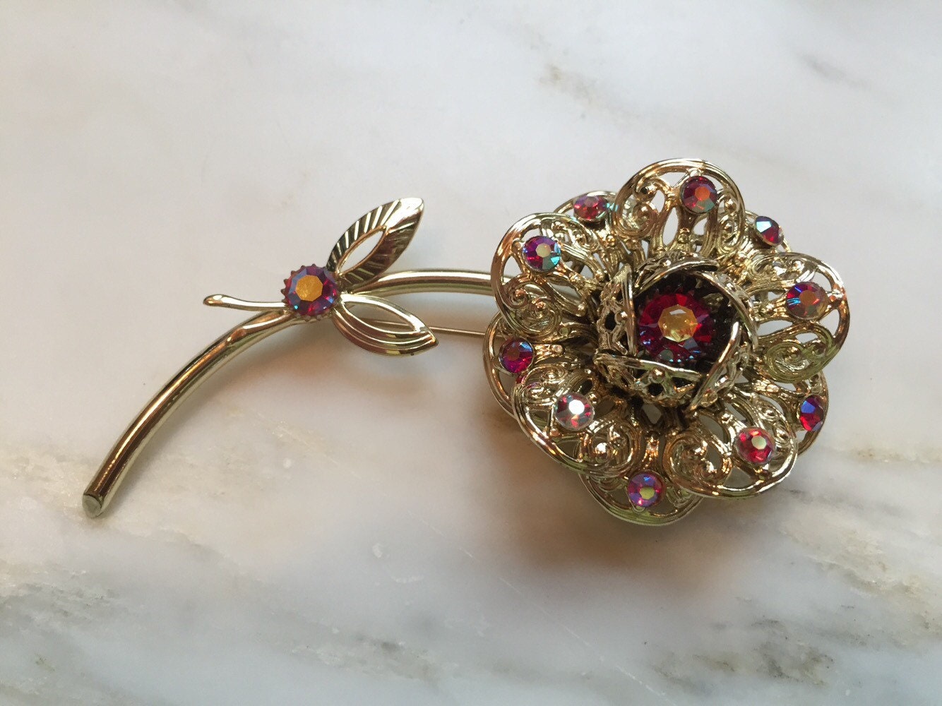 Vintage Sarah Coventry Fashion Flower brooch with ruby red AB