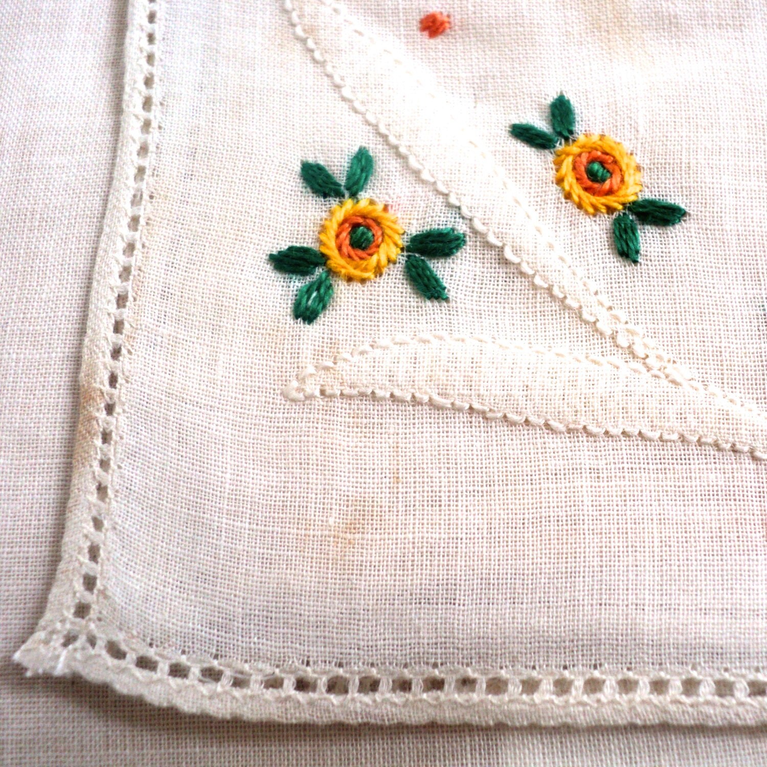Beautiful Vintage Embroidered Handkerchiefs