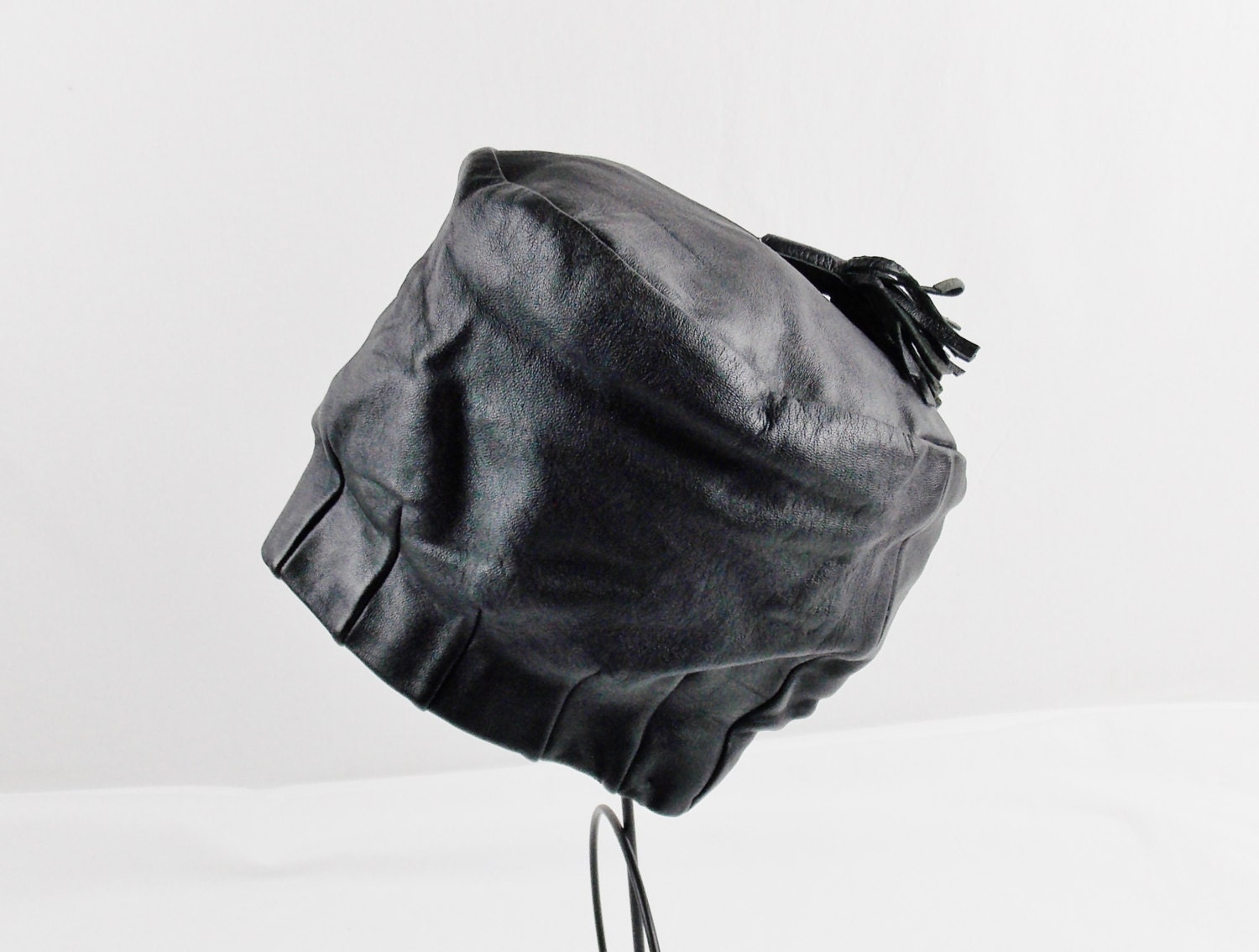 Vintage HALSTON LEATHER FLAPPER Style Black Cloche Hat Very Chic and ...