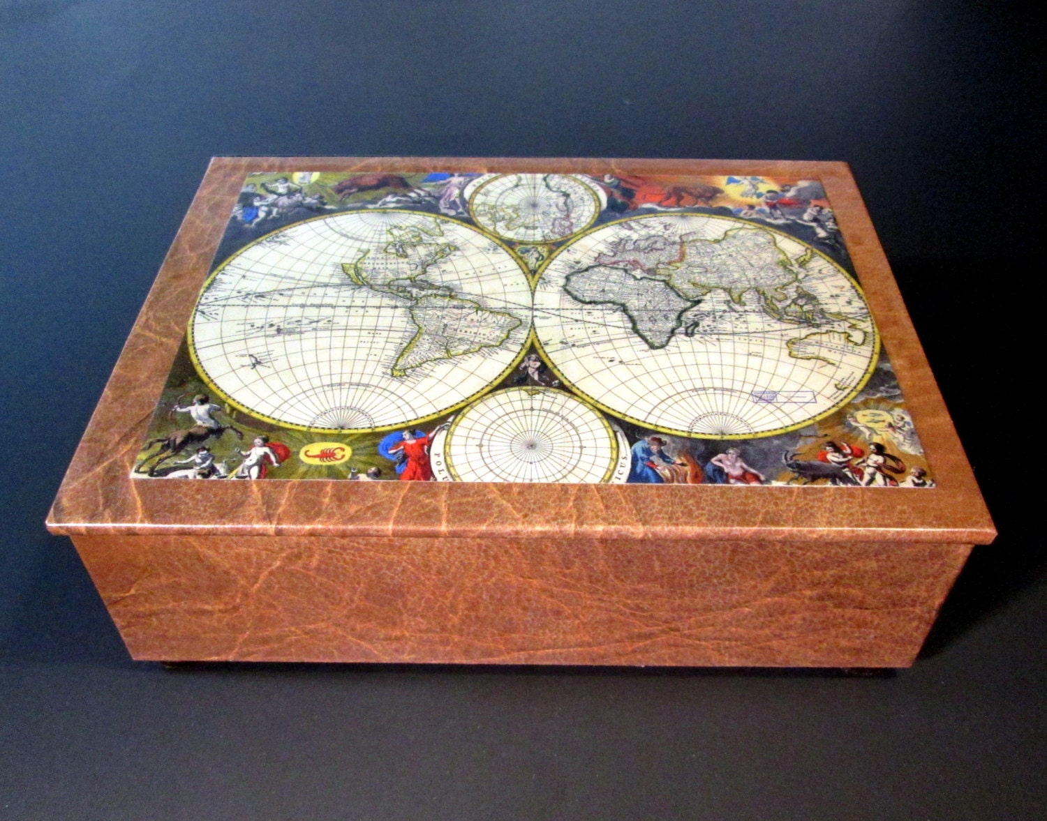 Decorative box Old world map vintage leather look desk