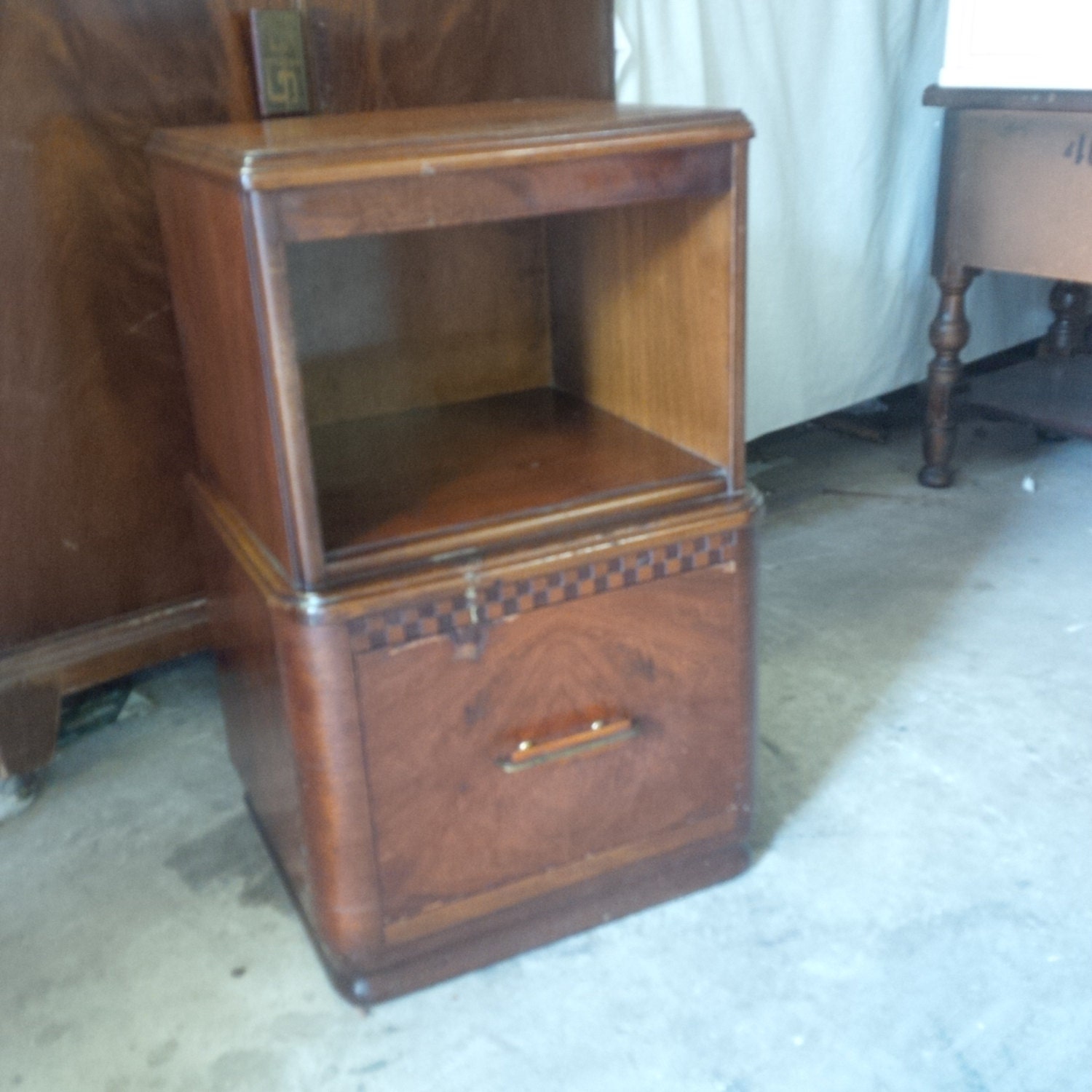 Deco Bedside Table Old West Vintage Industrial Poppy Cottage Paint to ...