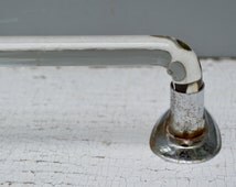 Popular items for towel rod on Etsy