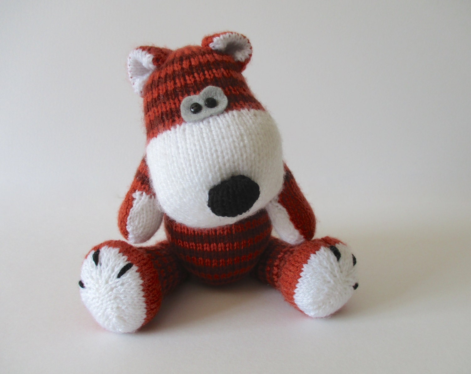 Carlton the Tiger toy knitting pattern