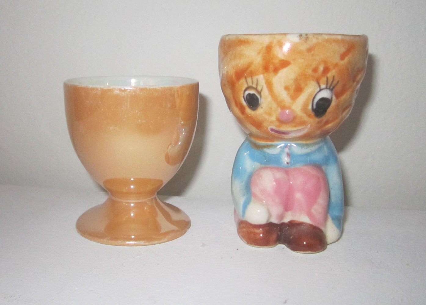 Vintage anthropomorphic pineapple egg cup and 1940’s Lustre Ware egg ...