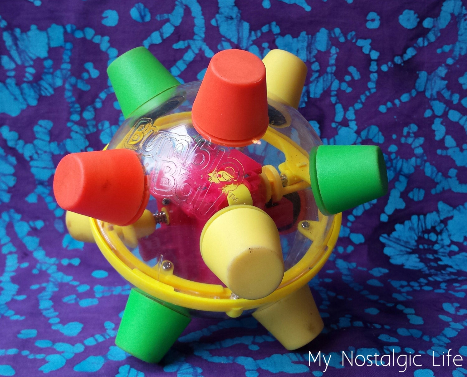 Vintage Bumble Ball Motorized Bouncing Toy 1992 ERTL Co.