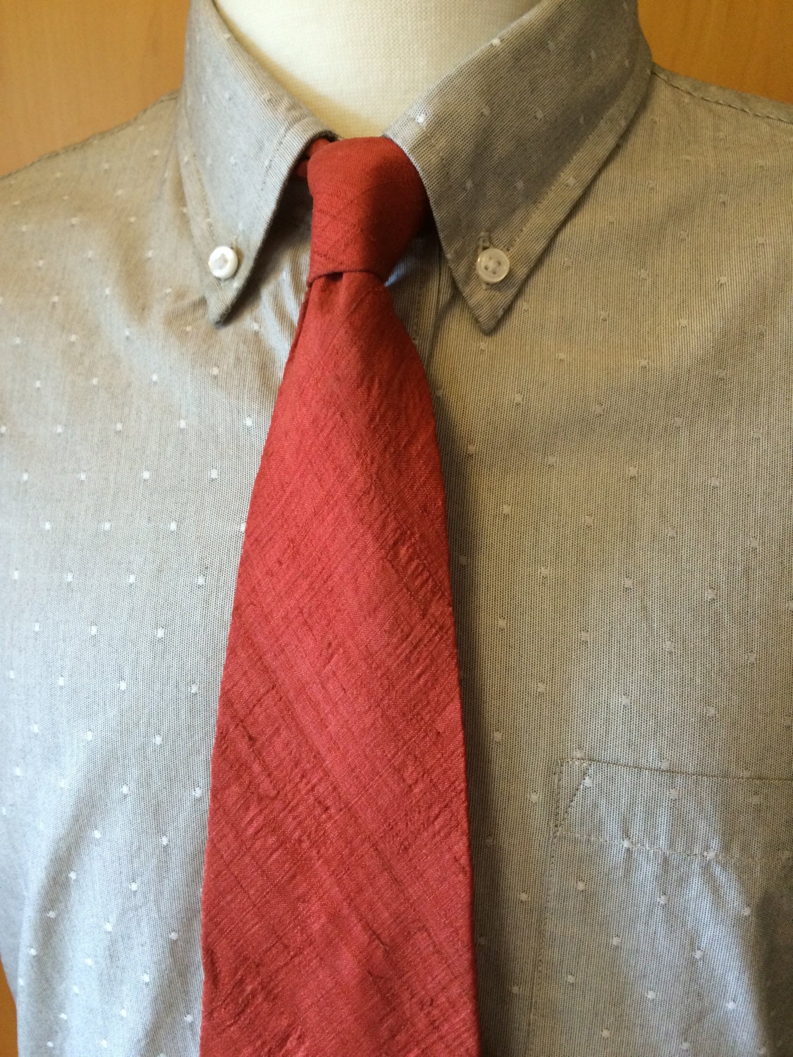 Tomato Red Raw Silk Men’s Necktie c1940s – Haute Juice