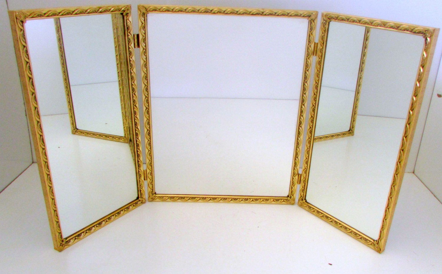 Vintage Triple Vanity Mirror or Wall Mirror Store Display – Haute Juice