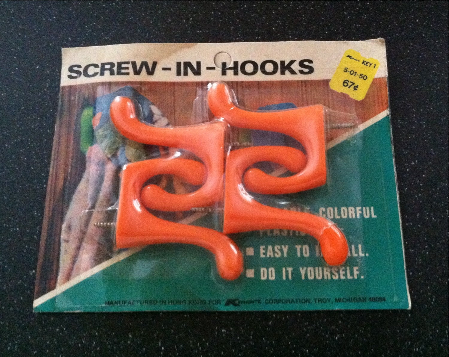 Vintage Orange Hard Plastic Screw in Hooks; set of four – Haute Juice