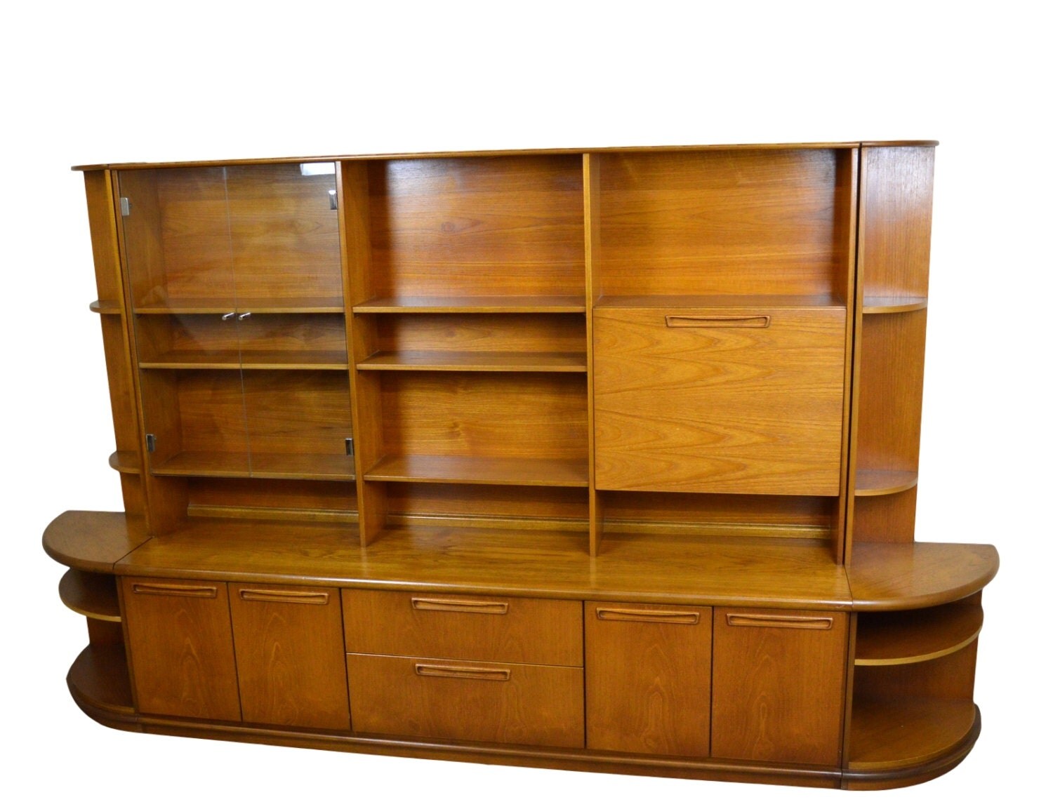 Mid Century Danish Modern Teak Wall Unit – Haute Juice