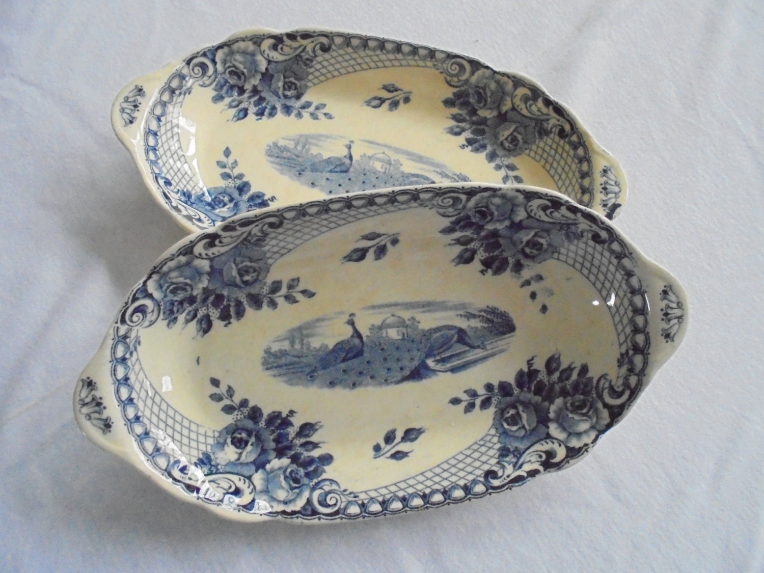 2 Peacock Meat Scales Societe Ceramique Peacock Scalesdutch1950peacock Roses Haute Juice