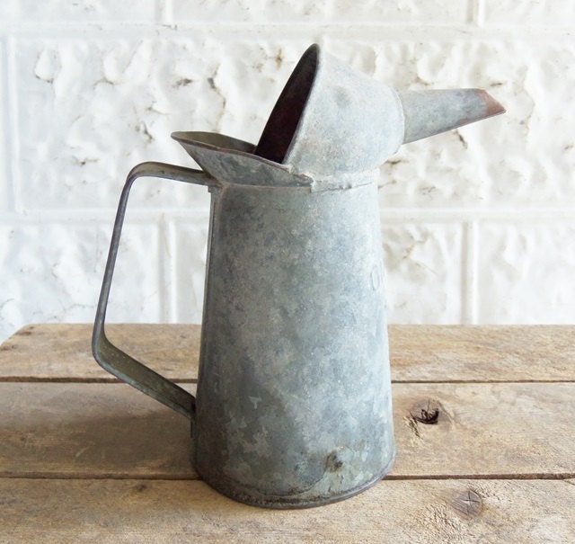 Vintage Grey Galvanized 1 Quart Galvanized Gas Oil Can Container ...