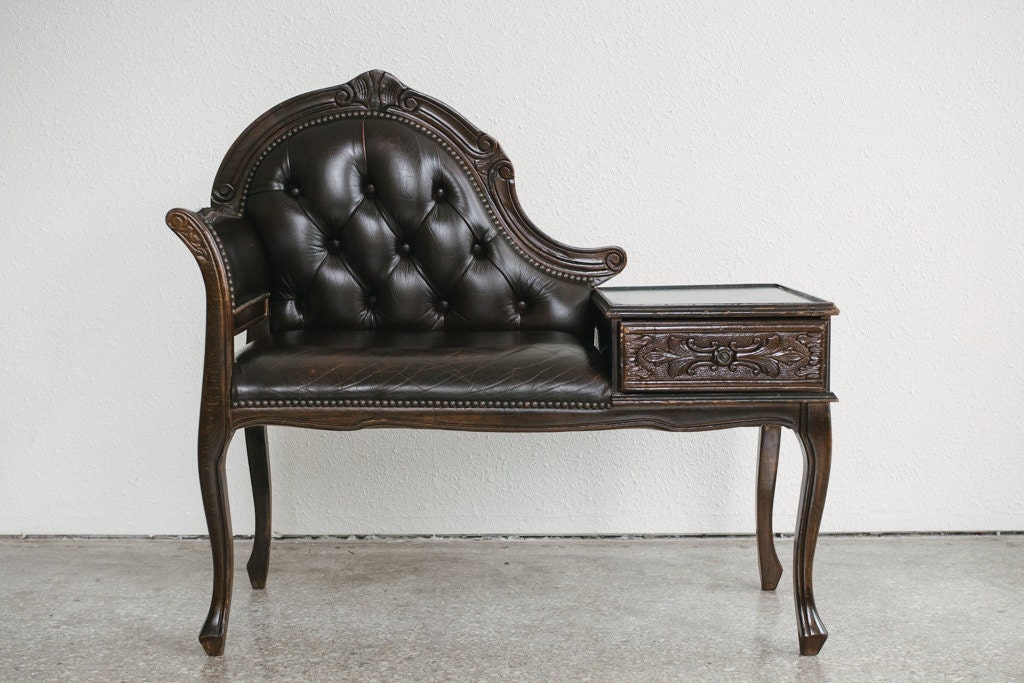 Tufted Leather Entry / Telephone Bench – Haute Juice