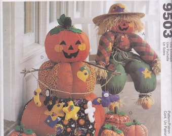 Daisy Kingdom Apron Pattern Simplicity 9245 by OneMoreCupOfTea