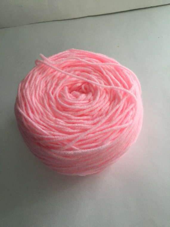 pink yarn Acrylic yarn pastel pink color worsted yarn