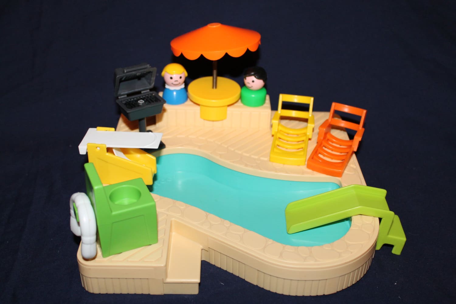 Fisher Price Little People SWIMMING POOL Toy 2526 With Peoples ...