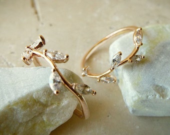 Gold branch ring | Etsy