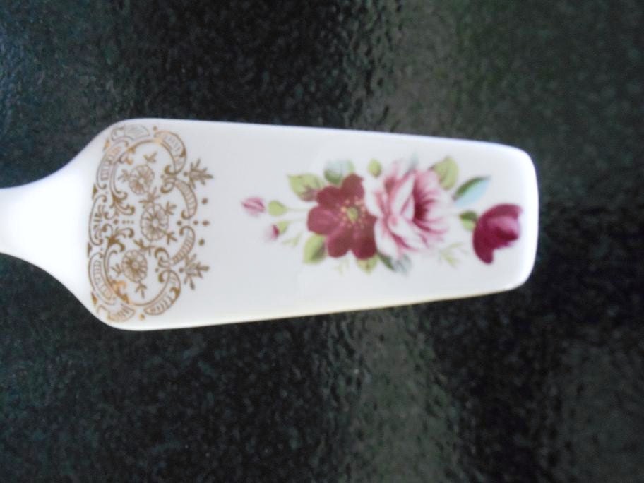 Vintage Pie Lifter , Georgian China Cake Lifter , 22 kT Gold – Haute Juice