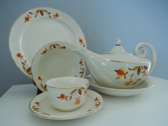 Vintage Dinnerware Halls Superior Quality Autumn