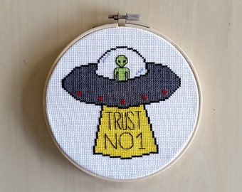 Alien cross stitch | Etsy