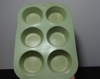 Vintage Farmhouse Style Ming Pao White with by DaysLongGoneSalvage