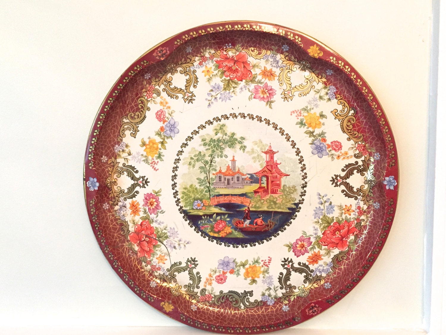 1970’s Daher Decorated Ware large, round Asian and floral themed tray ...