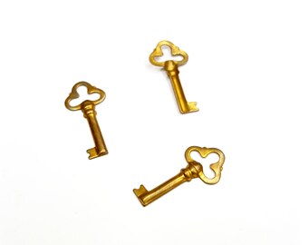 Vintage skeleton key | Etsy